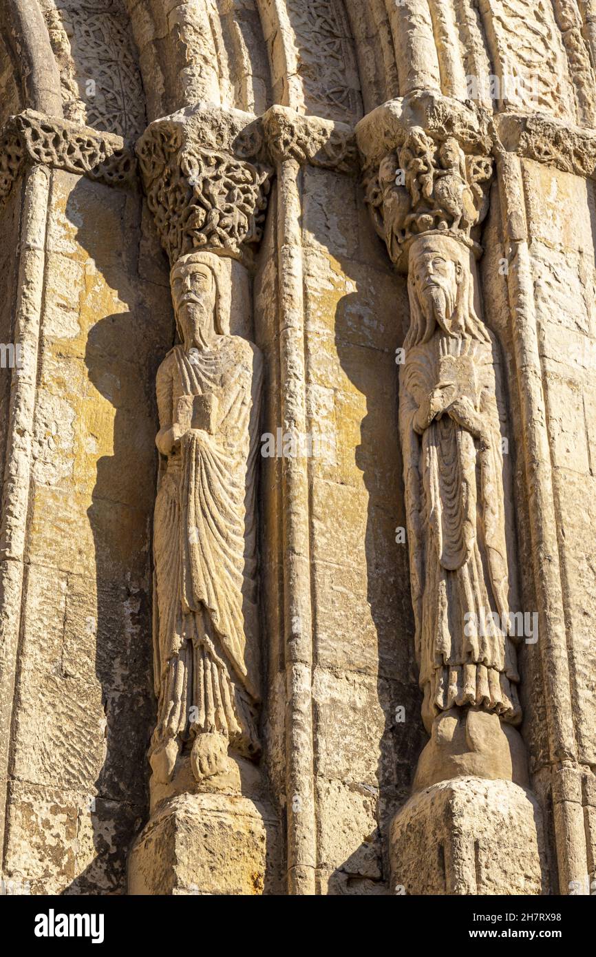 Romanesque sculptures hi-res stock photography and images - Alamy