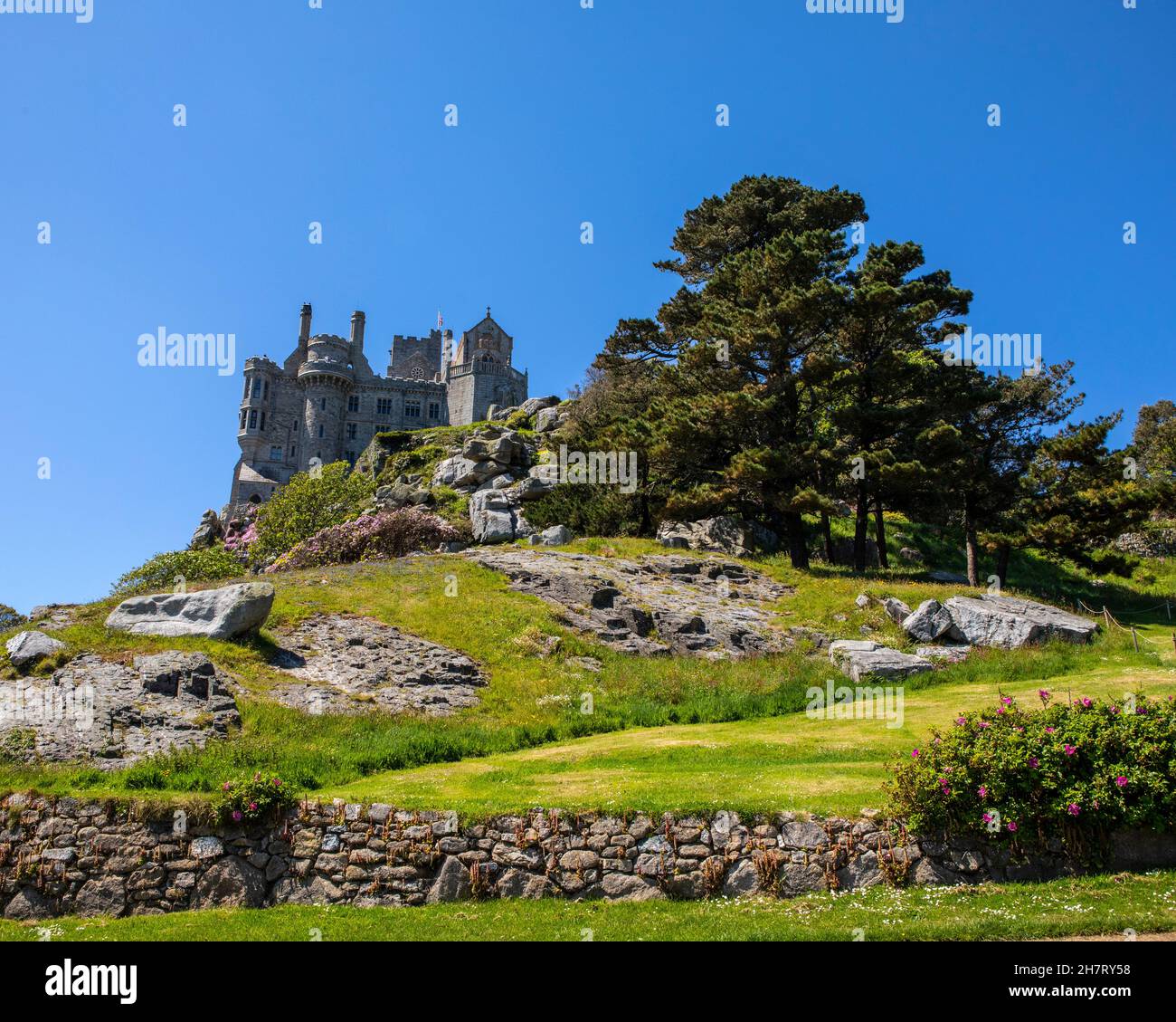 The stunning castle and chapel of St. Michael on St. Michaels Mount in ...