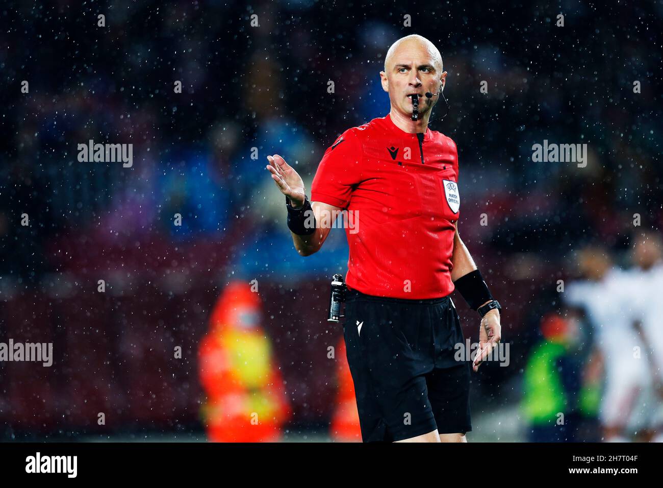 Barcelona, Spain. Credit: D. 23rd Nov, 2021. Sergei Karasev (Referee ...
