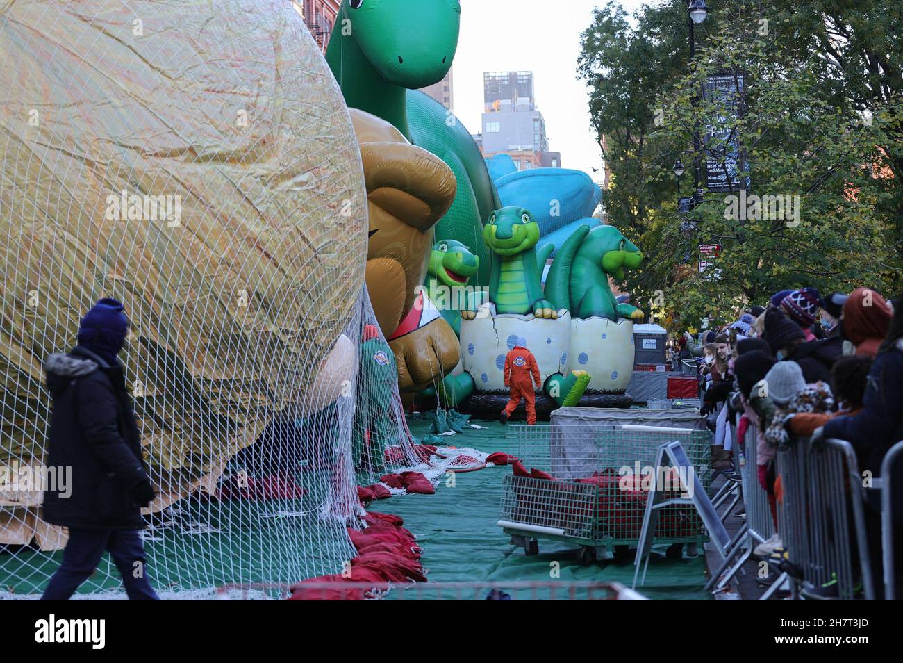 Central Park West, New York, USA, November 24, 2021 - Thousands of ...