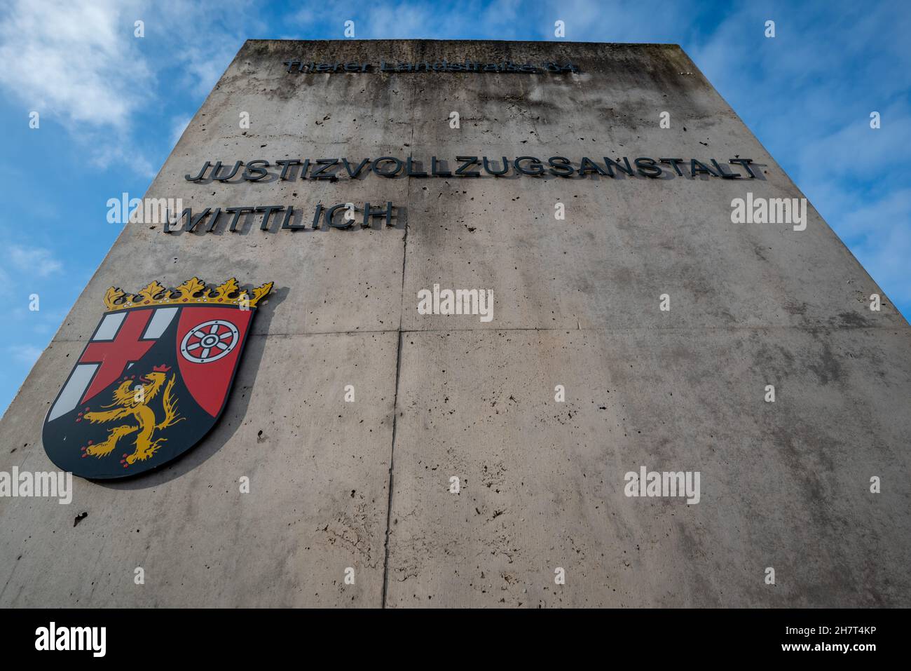 Secured walls hi-res stock photography and images - Alamy