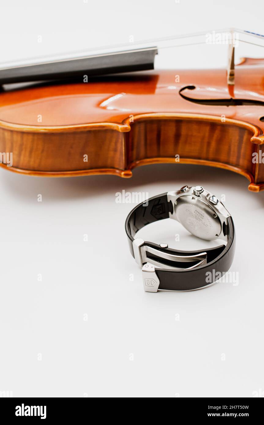 INVERIGO, ITALY - Nov 19, 2021: fine violin scroll and elegant sport ...