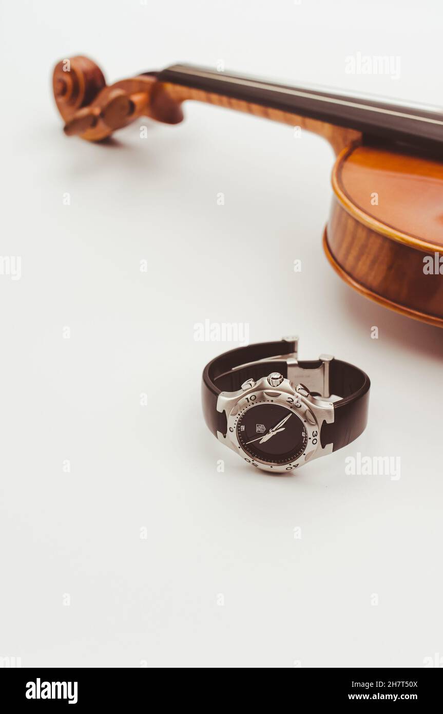 INVERIGO, ITALY - Nov 19, 2021: fine violin scroll and elegant sport ...