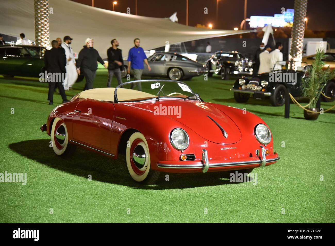 Riyadh, Saudi Arabia. 24th Nov, 2021. People visit the Riyadh Car Show ...