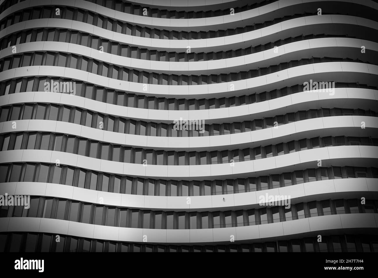 Wave building facade Black and White Stock Photos & Images - Alamy