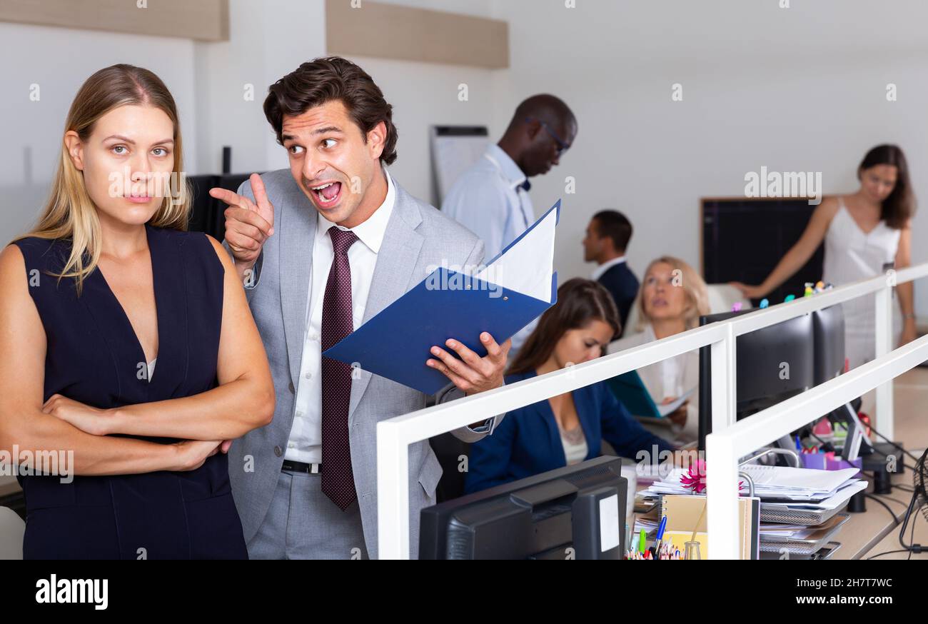 Angry manager male female hi-res stock photography and images - Alamy