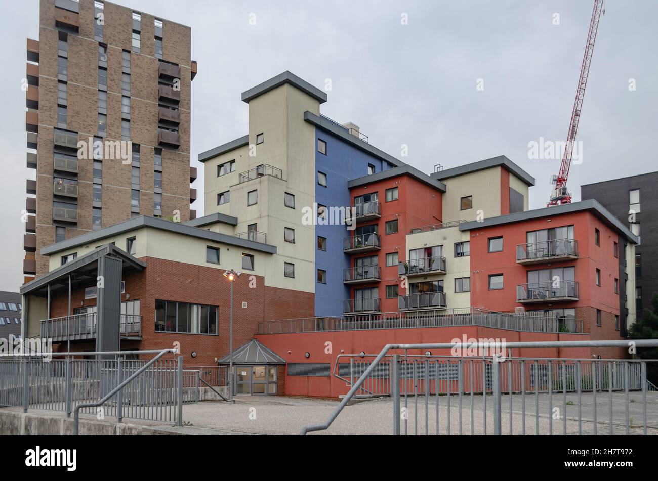 Riverside apartments balconies hi-res stock photography and images - Alamy