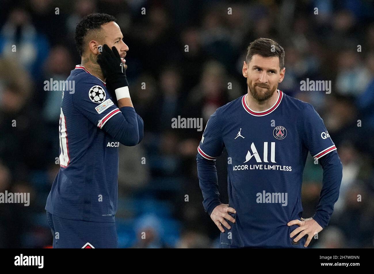 Manchester, England, 24th November 2021. Neymar of Paris St Germain (L ...