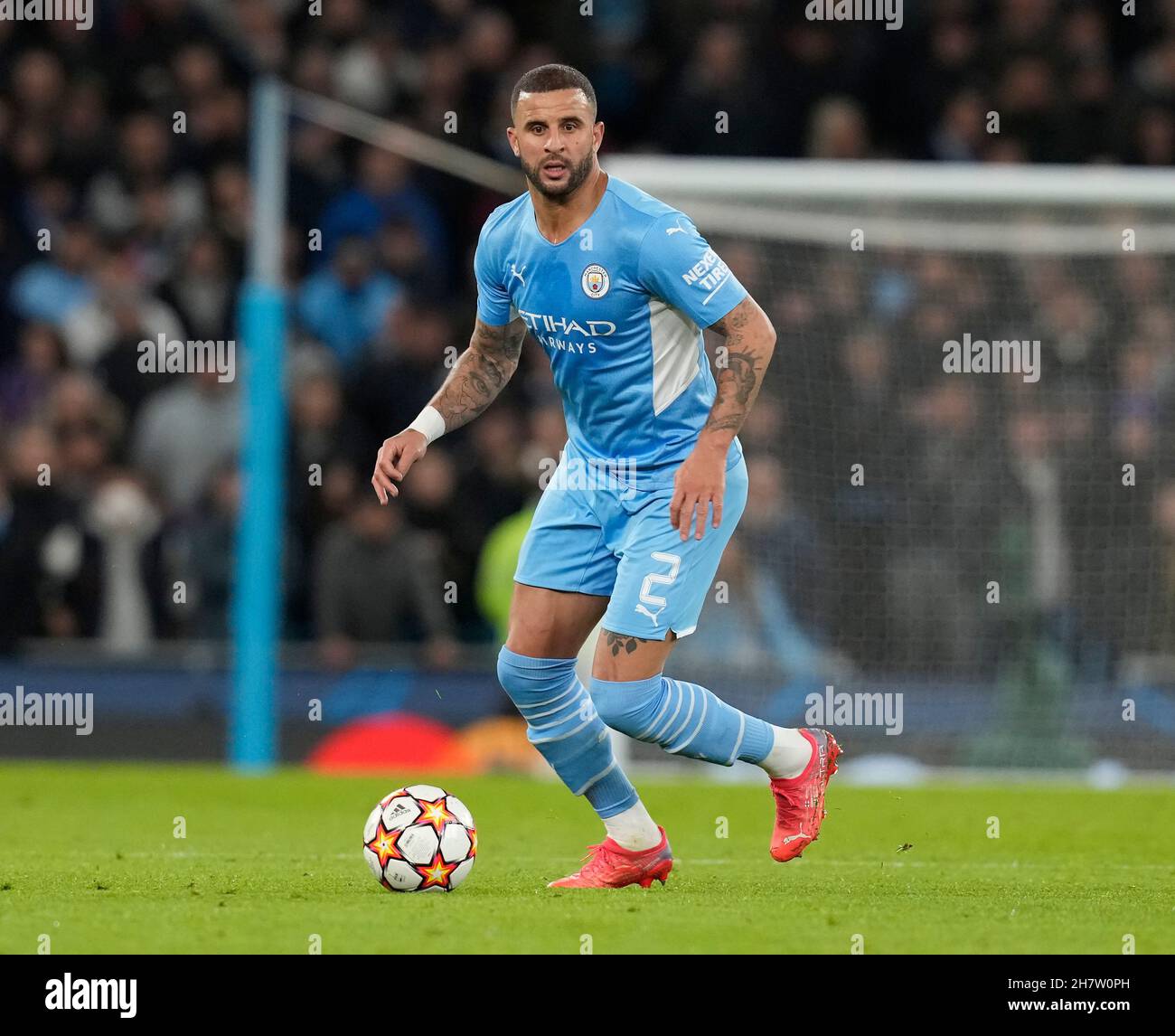 Manchester, England, 24th November 2021. Kyle Walker of Manchester City ...