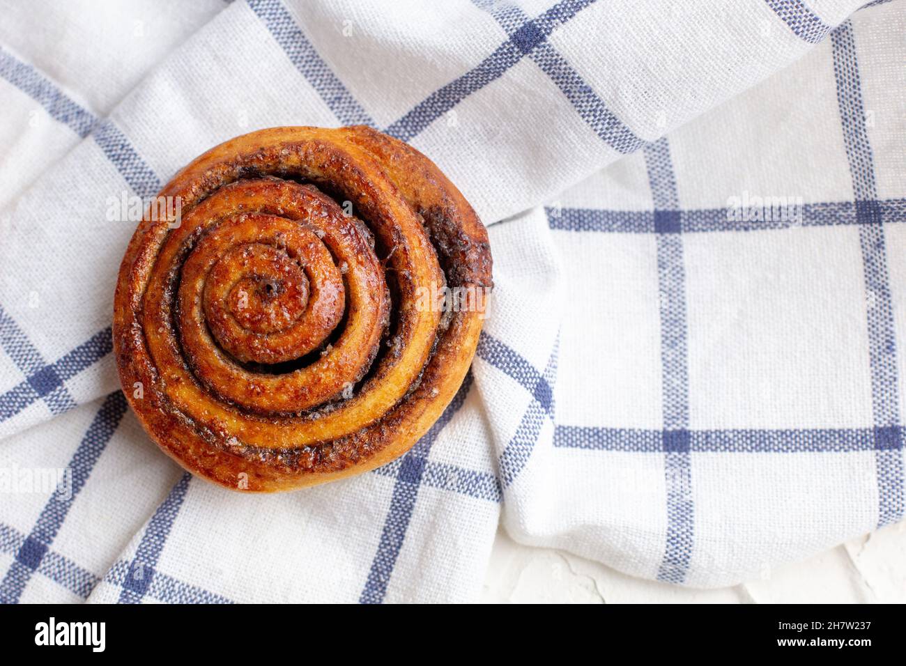 Sweden cinnabon buns hi-res stock photography and images - Alamy
