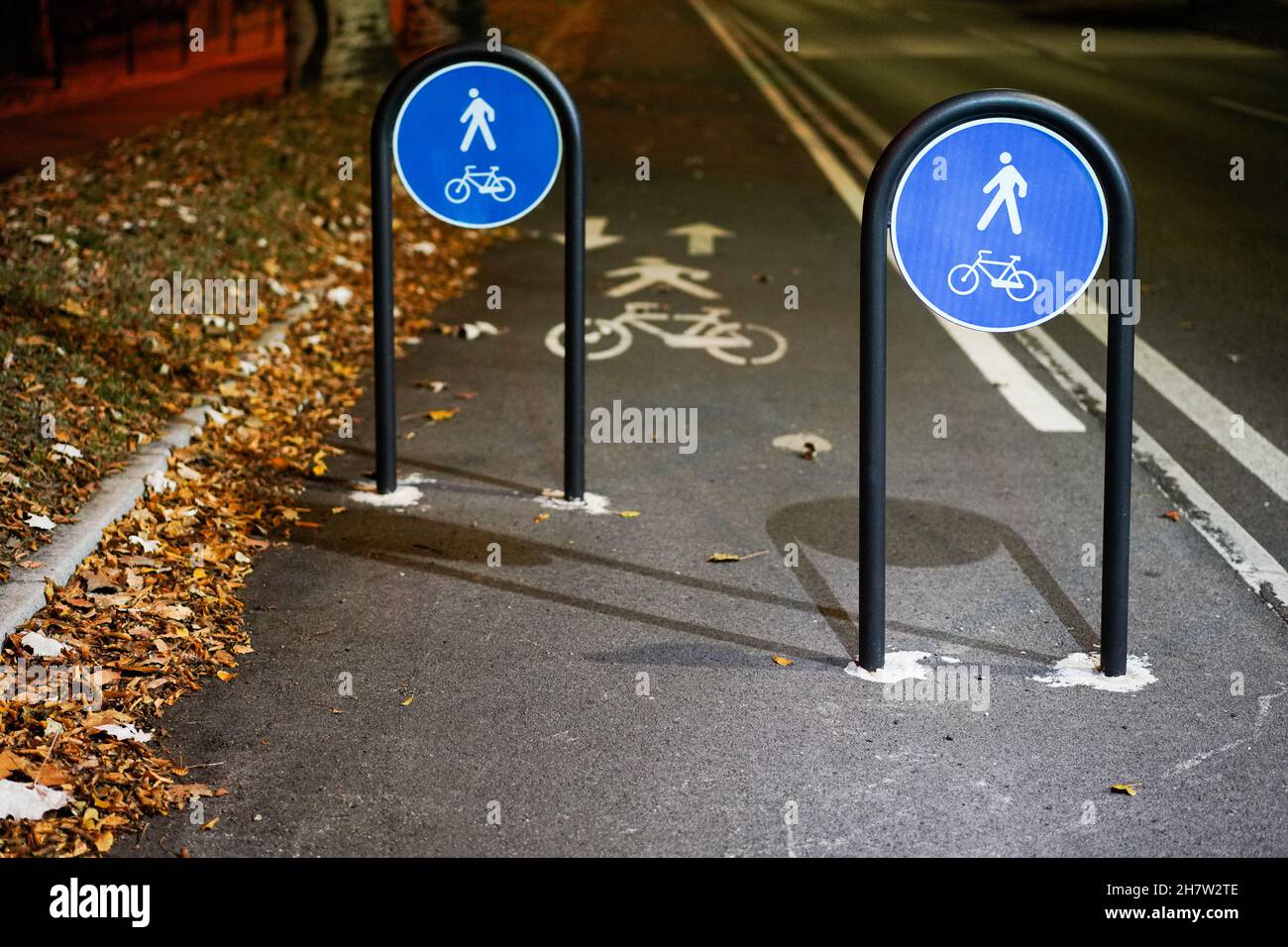 Foot and cycle hi-res stock photography and images - Alamy