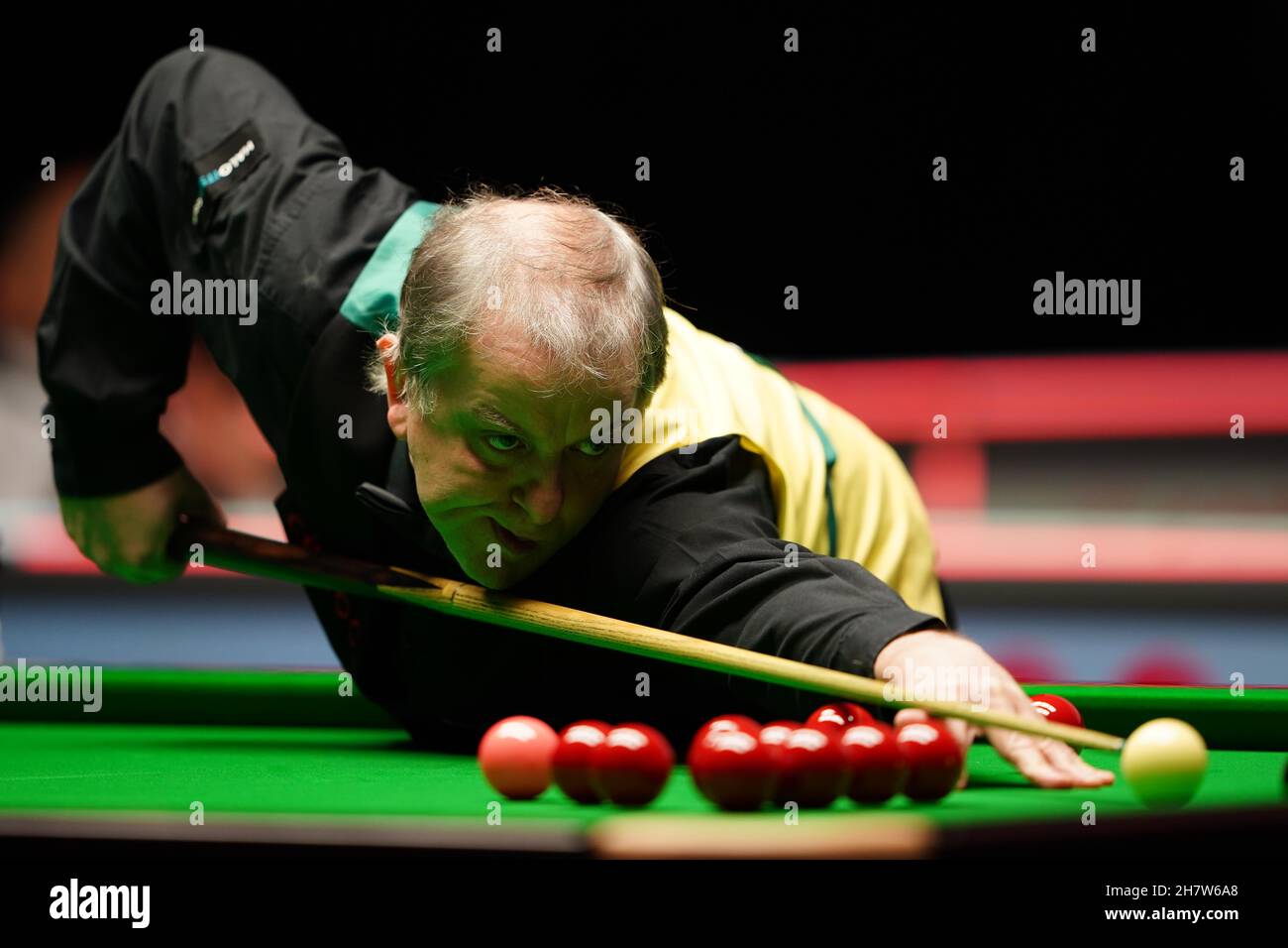 Barry Pinches in action during day three of the Cazoo UK Championship ...