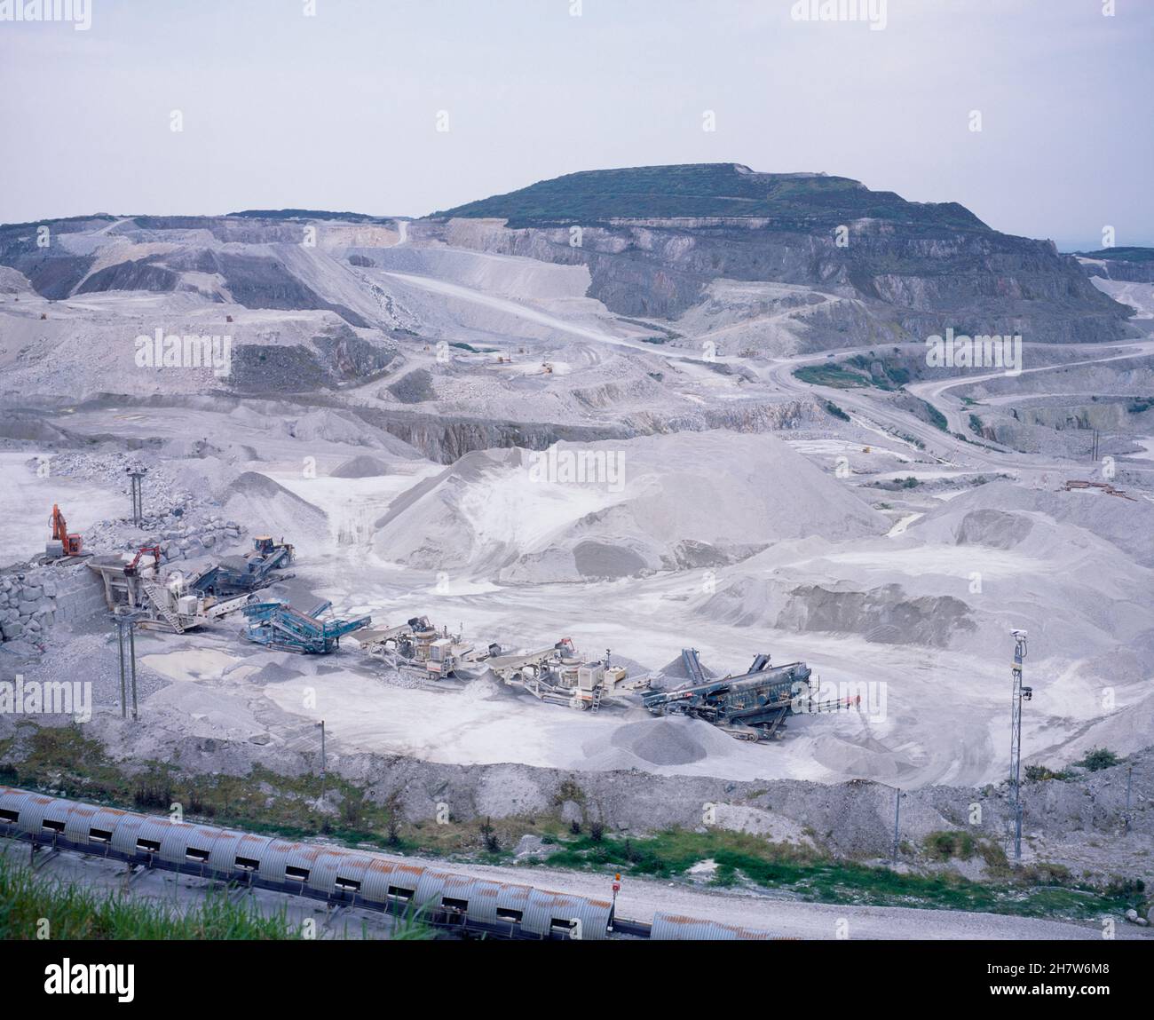 England, Cornwall, Industry, Open cast china clay mine Stock Photo - Alamy