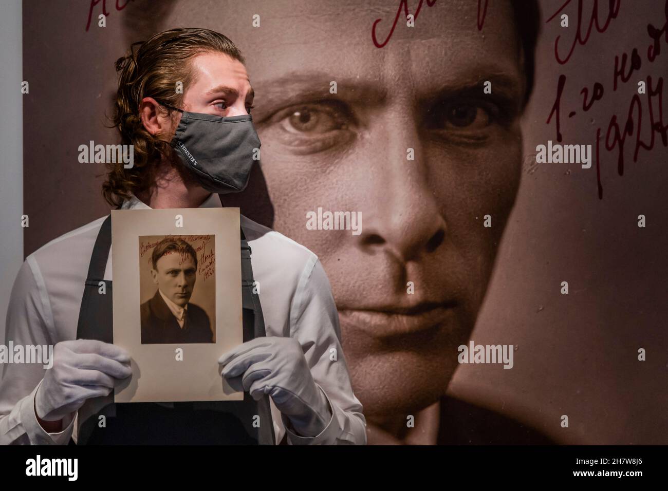 Mikhail bulgakov hi-res stock photography and images - Alamy