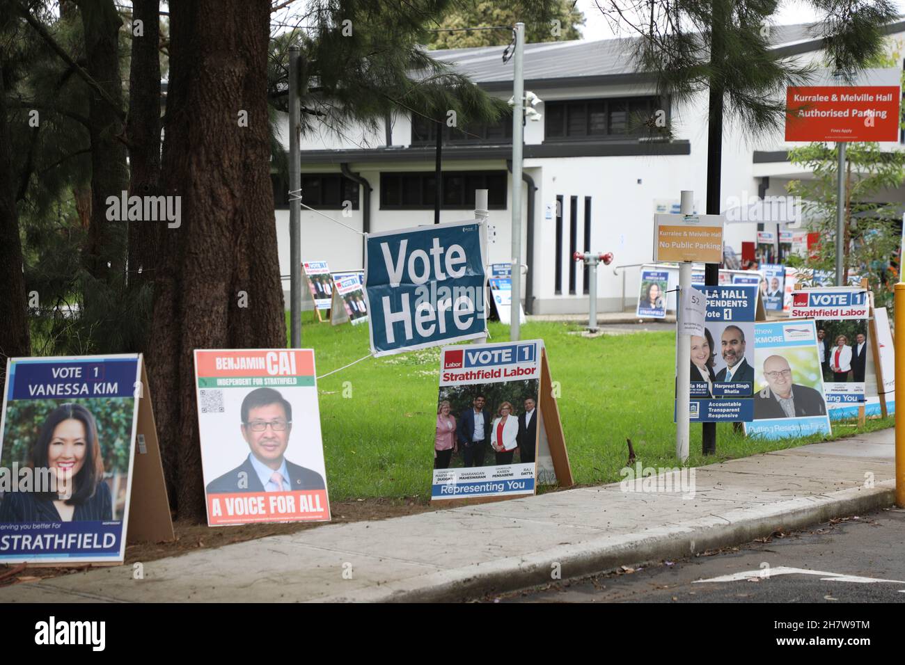 Voting place australia hi-res stock photography and images - Alamy