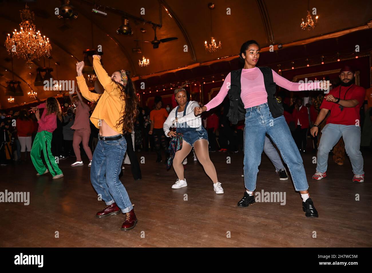 Irie dance hi-res stock photography and images - Alamy