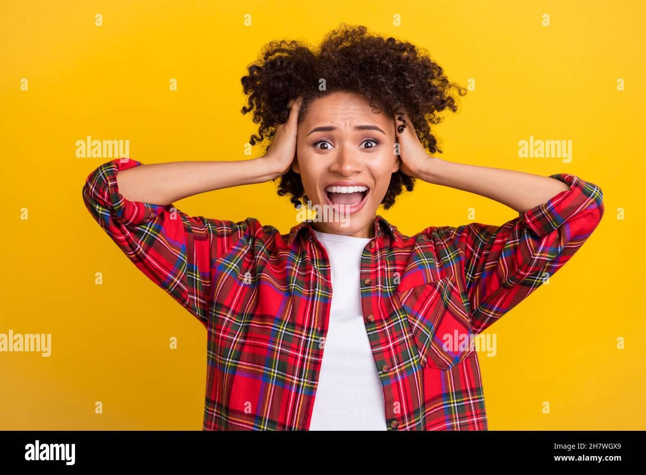 Portrait of attractive overwhelmed amazed girl sudden news reaction ...