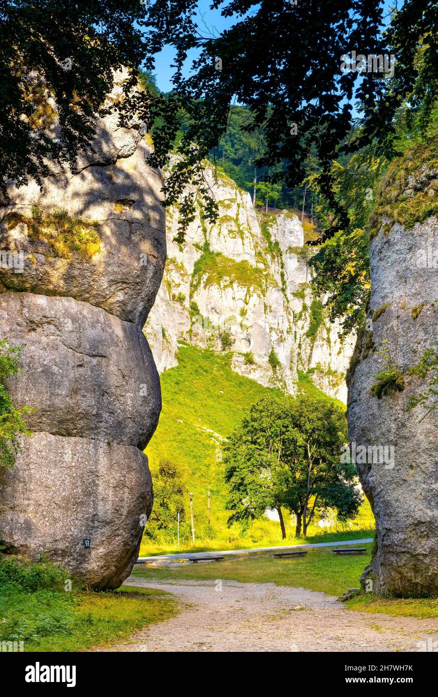 Cracow Gate - Brama Krakowska - Jurassic limestone rock gate formation ...