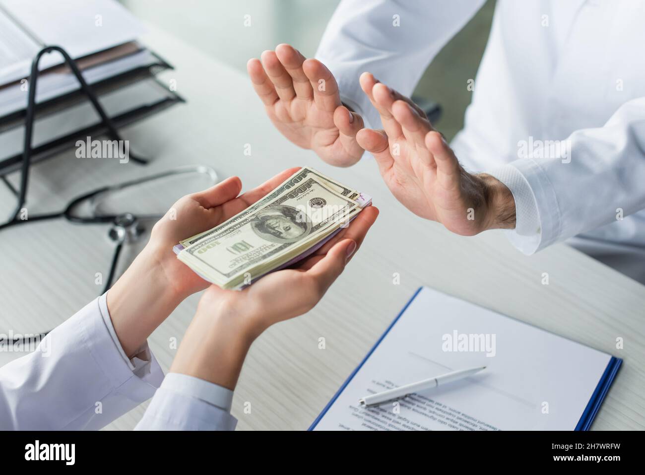 Doctor no money hi-res stock photography and images - Alamy