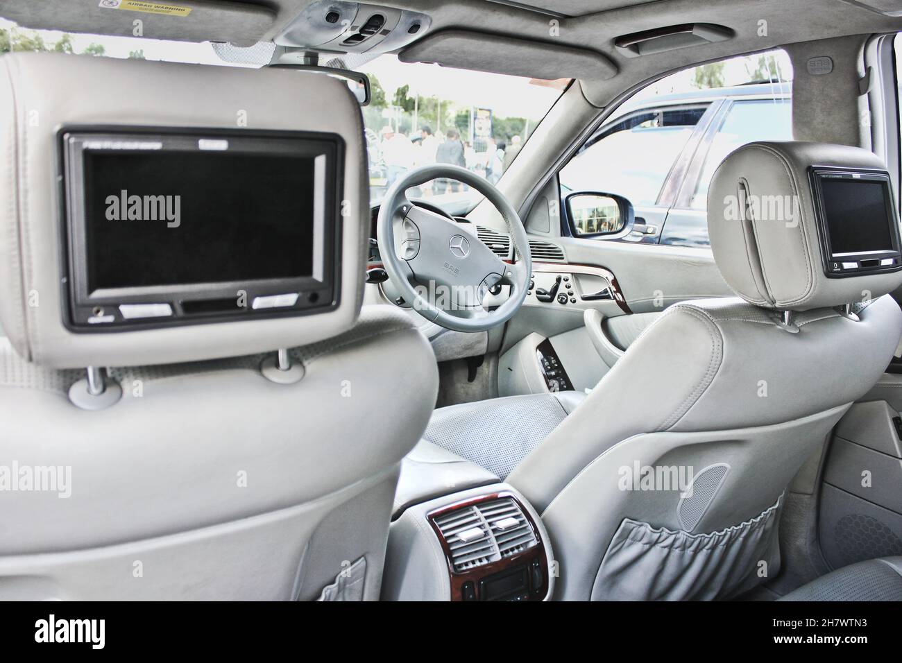 Kiev, Ukraine - June 2, 2012: Mercedes-Benz S55 AMG (W220). Car ...