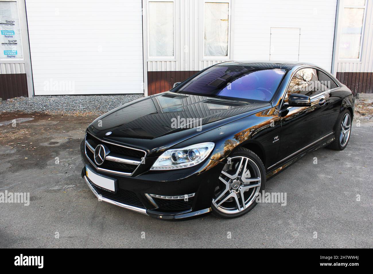 Mercedes Benz Amg V12