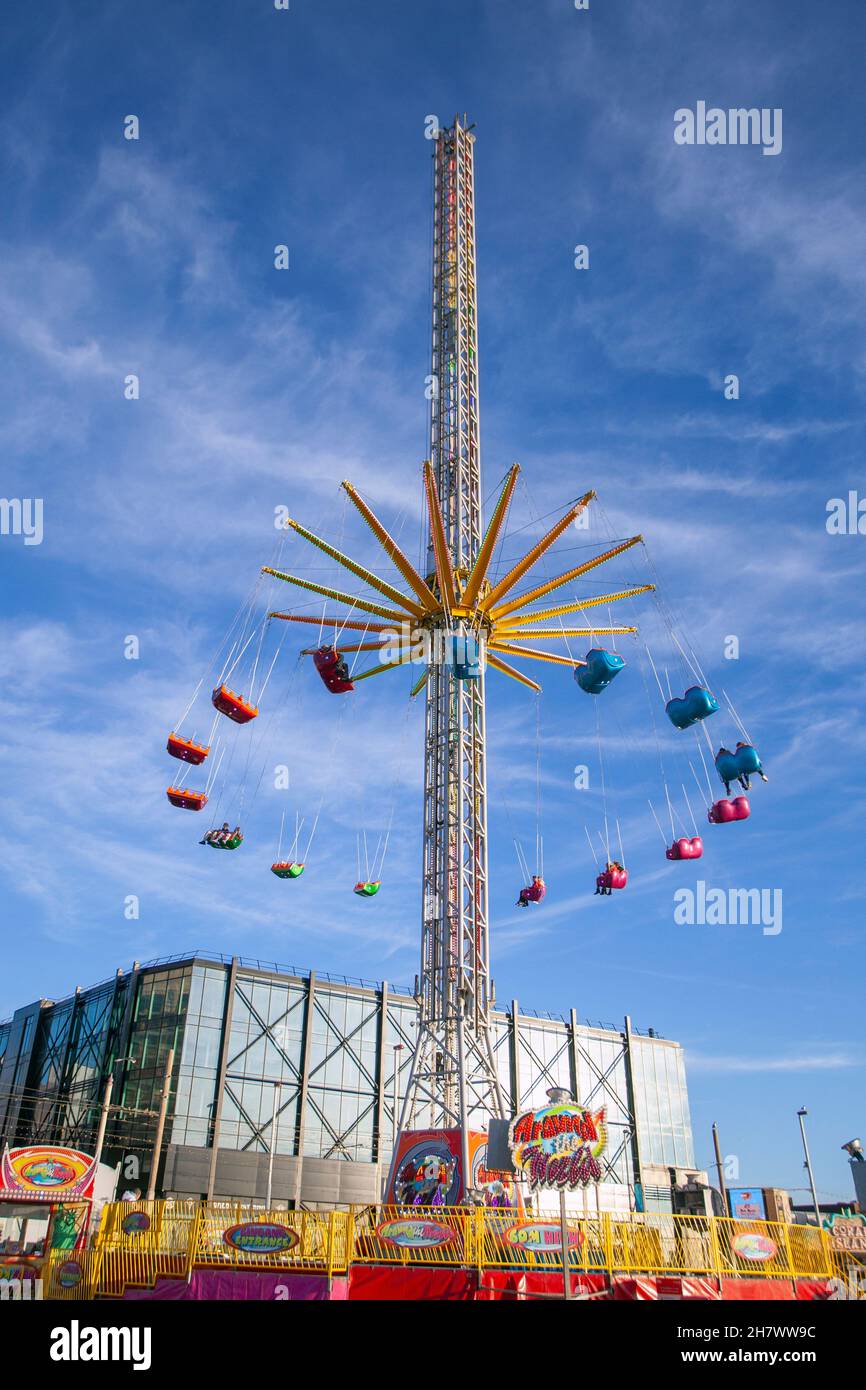 Blackpool's Tower Festival Headland Star Flyer, Europe's tallest ...