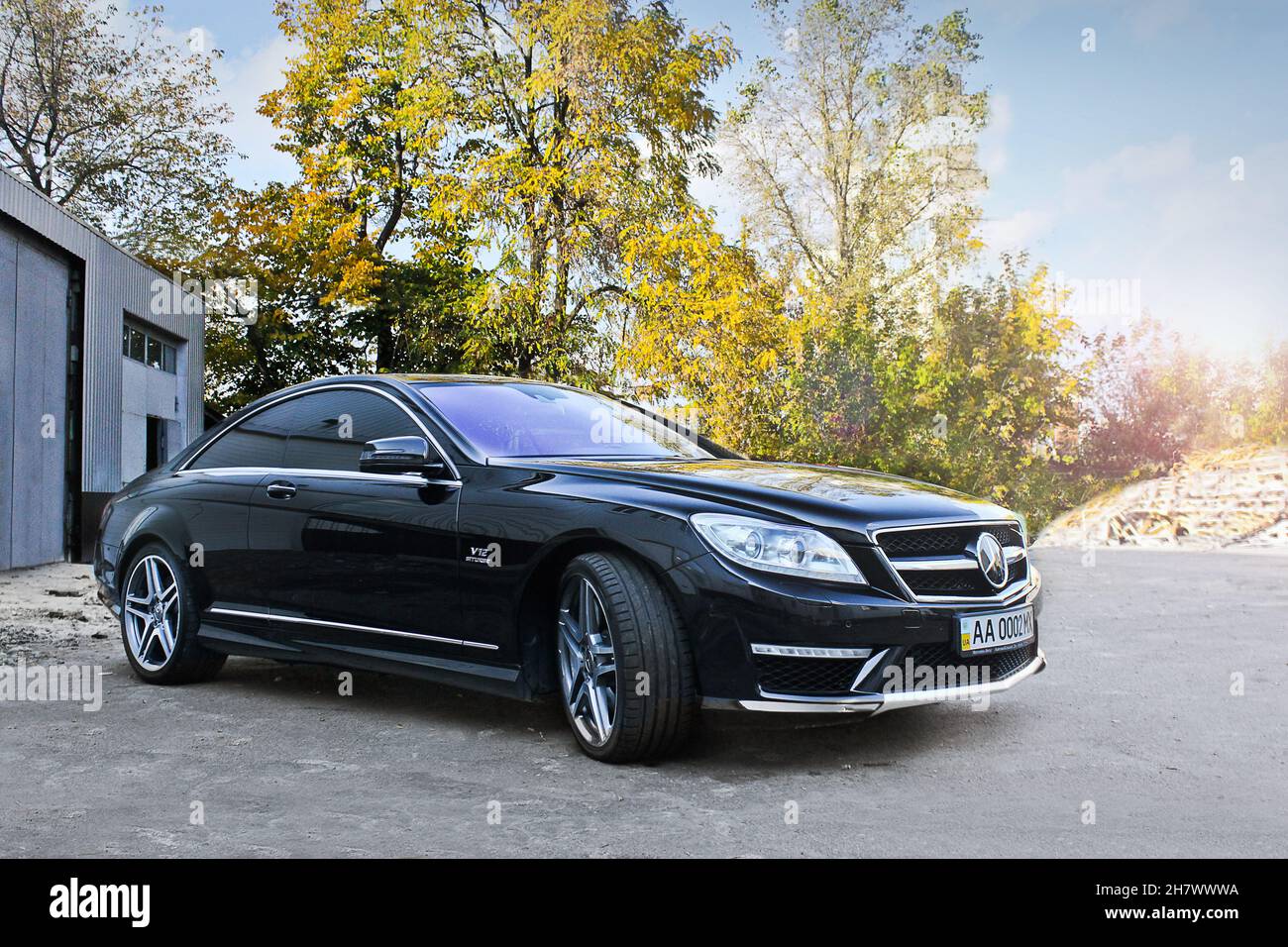Amg v12 hi-res stock photography and images - Alamy