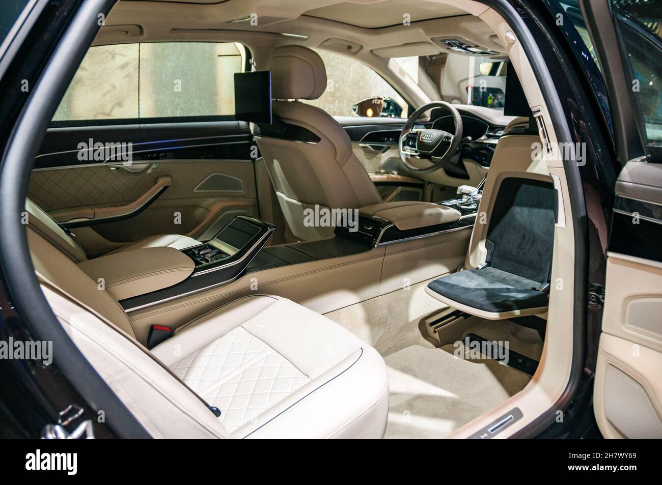 Audi A8 L Interior