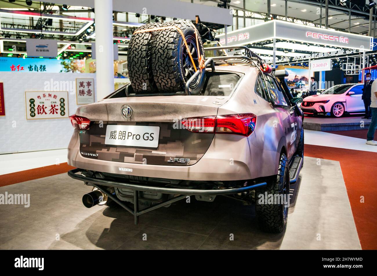 Buick Verano Pro GS show car in desert rally guise complete with a roof ...