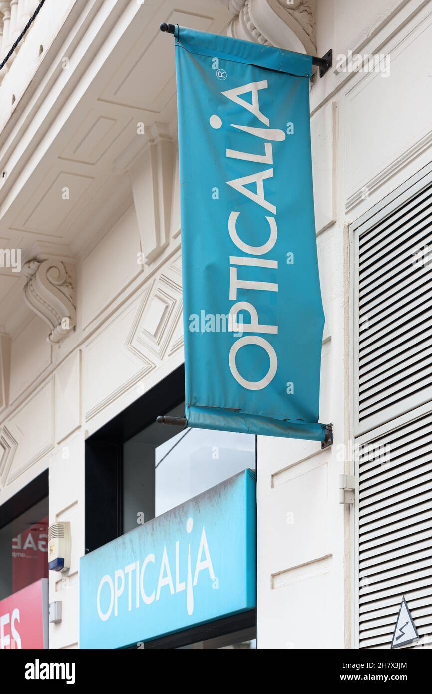 Opticalia hi-res stock photography and images - Alamy