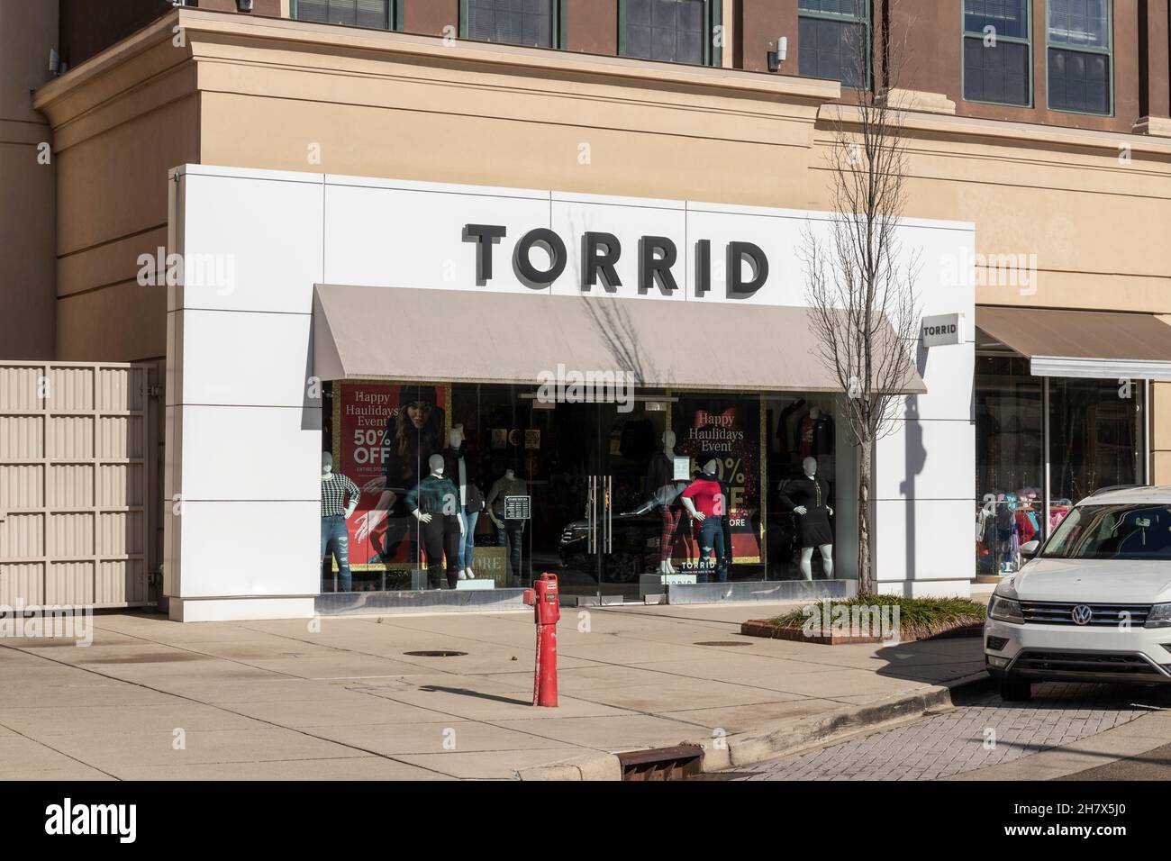 Beavercreek - Circa November 2021: Torrid clothing retail store. Torrid ...