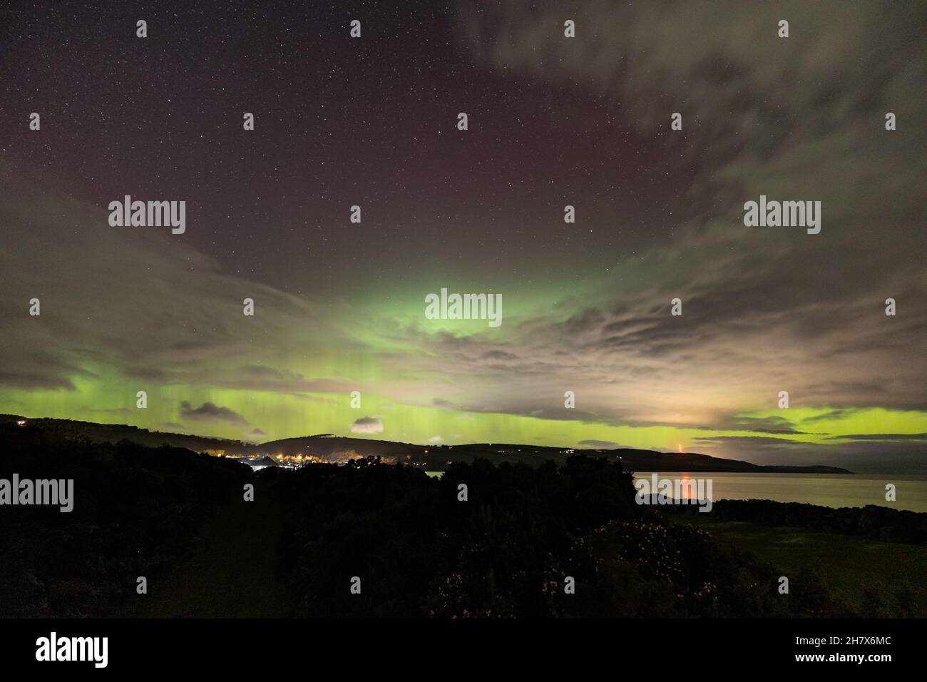 Aurora borealis (Northern Lights) in the skies over the Scottish ...