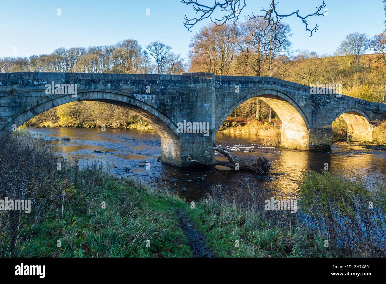 21.11.2021 Barden Bridge, Wharfedale, North Yorkshire, UK. Barden ...