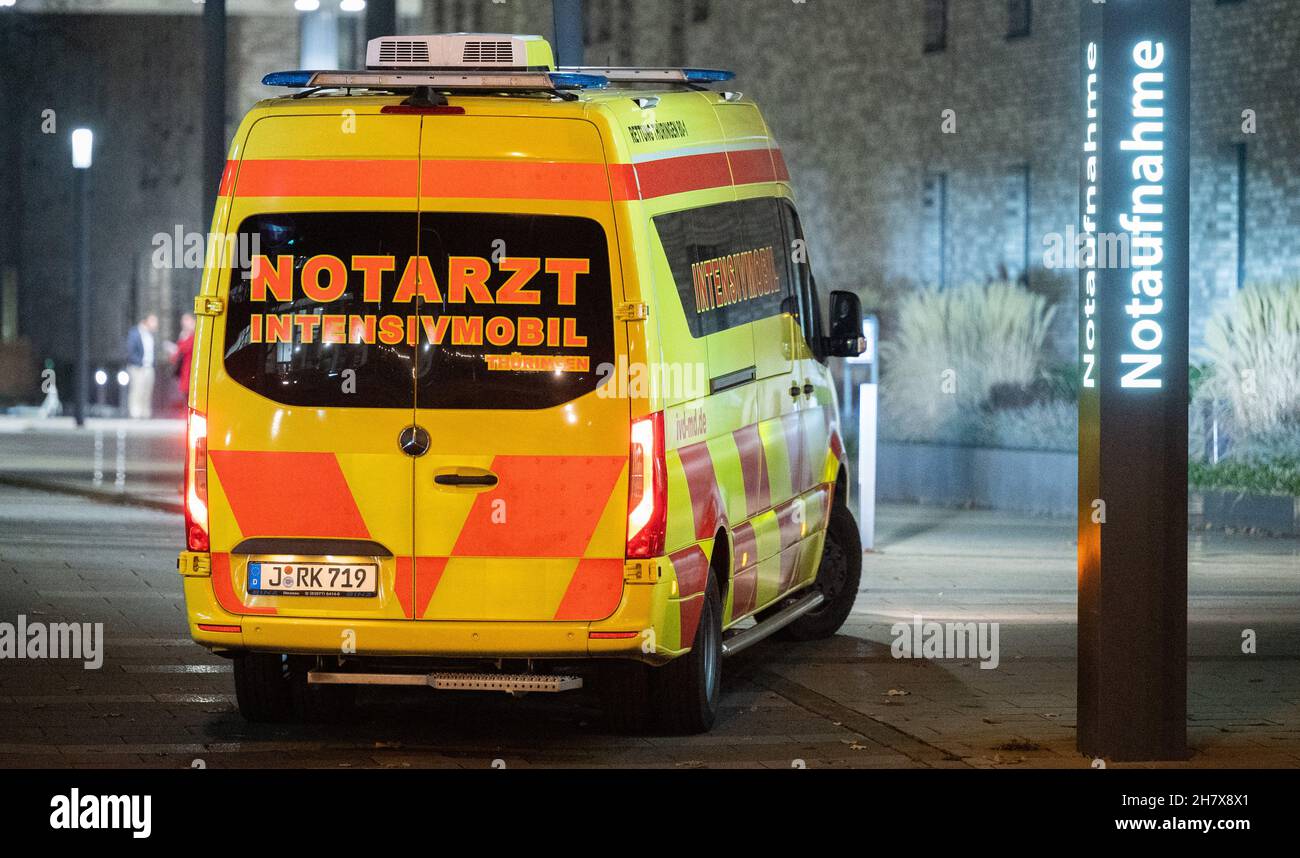 Mobile intensive care unit hi-res stock photography and images - Alamy