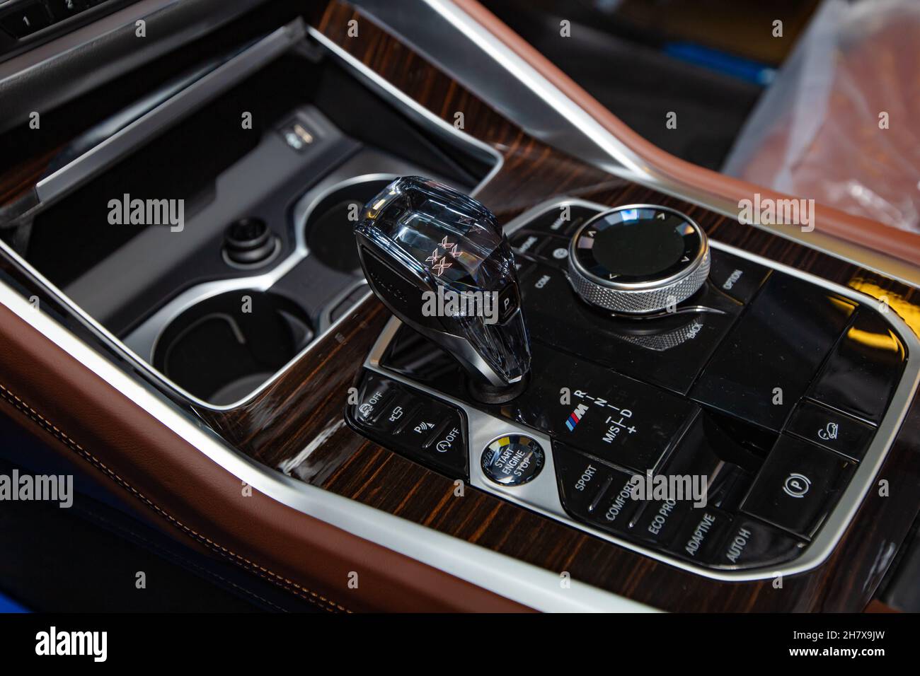 Digital dashboard bmw hi-res stock photography and images - Alamy