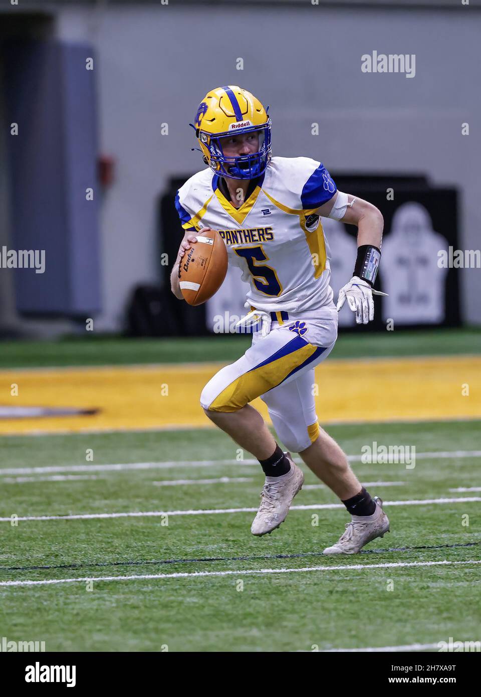 Football Action with Carey vs Kendrick High School at the Idaho State ...