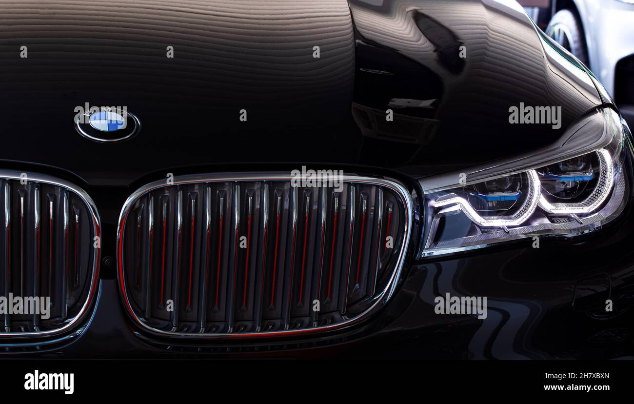 Lviv, Ukraine - August 6, 2020:BMW emblem on a bmw car Stock Photo - Alamy