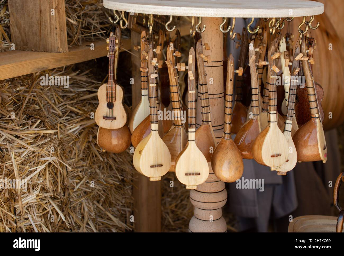 the classic turkish string instrument Saz, baglama Stock Photo - Alamy