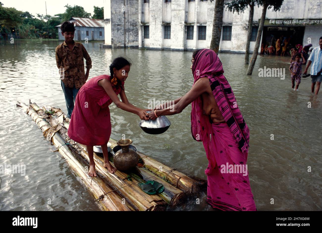 Banana tree raft hi-res stock photography and images - Alamy