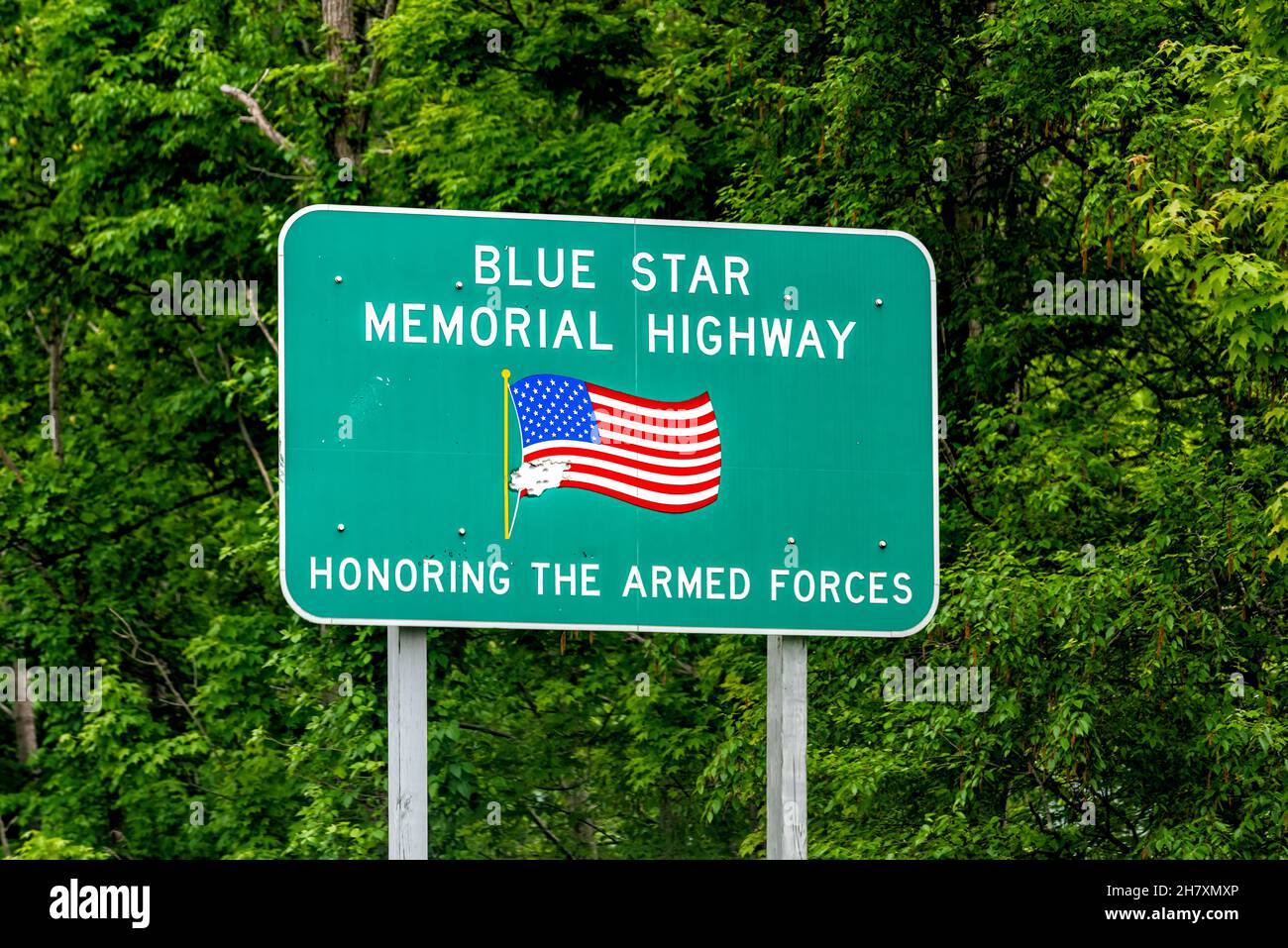 US route 1 Blue Star memorial highway sign honoring the armed forces ...