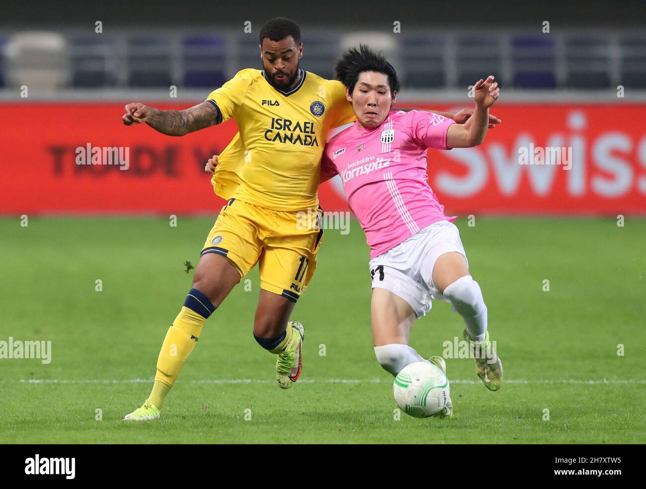 Hyunseok hong hi-res stock photography and images - Alamy