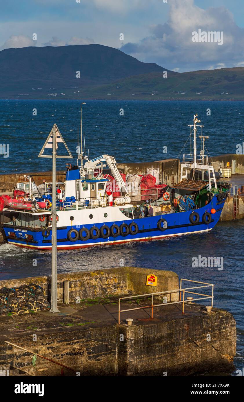 Roonagh pier hi-res stock photography and images - Alamy