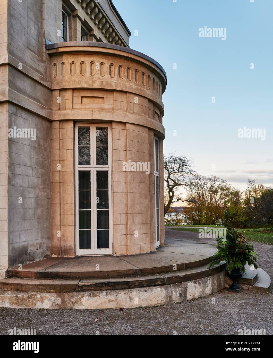 Dundurn Castle. Once home to Sir Allan Napier MacNab, railway magnate ...