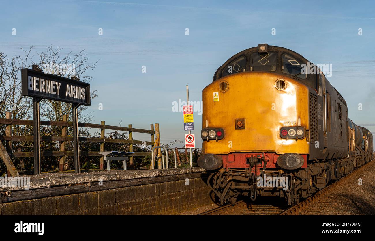 Berney arms train hi-res stock photography and images - Alamy