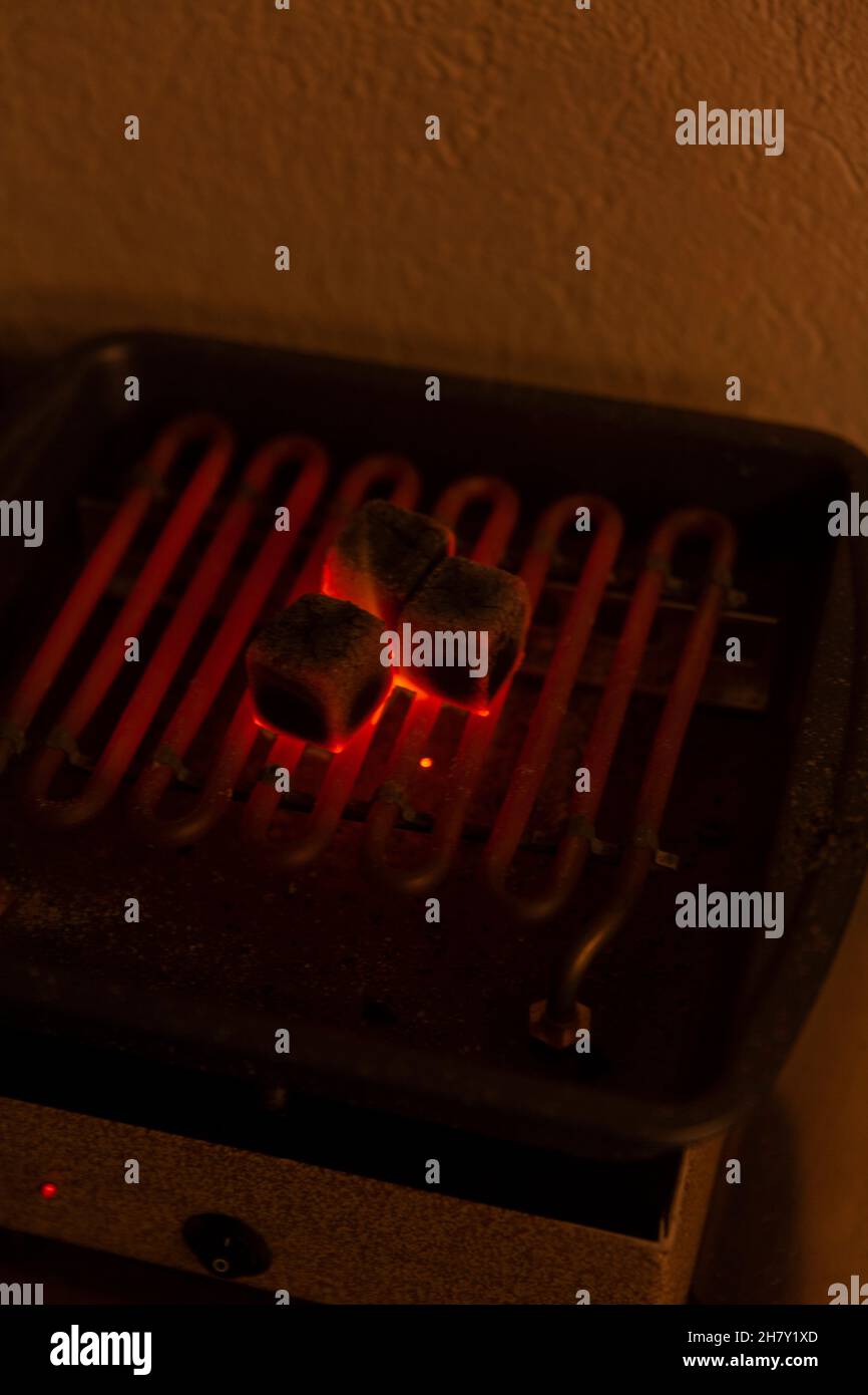 Arabic shisha hi-res stock photography and images - Alamy