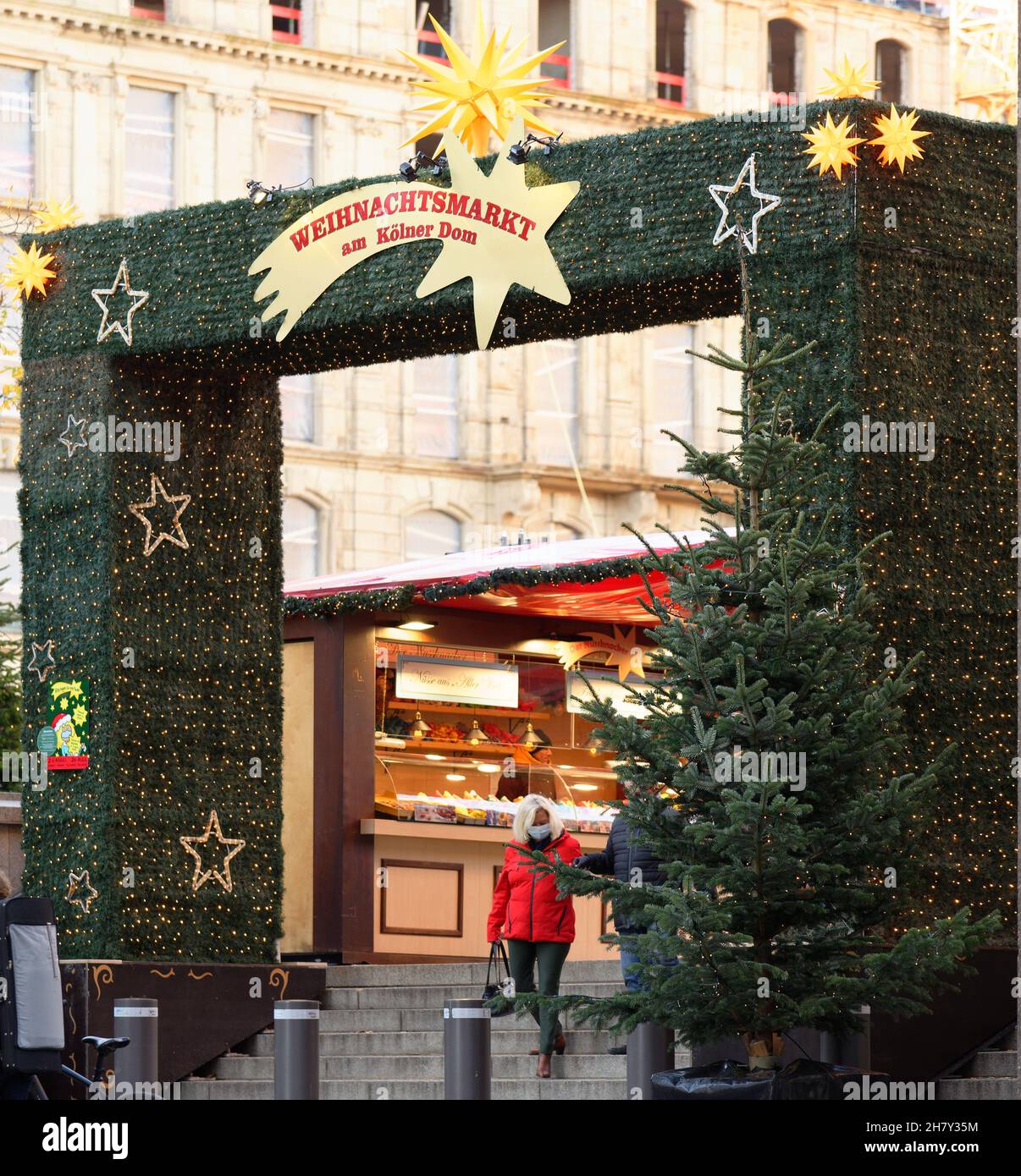 Cologne christmas market tree hi-res stock photography and images - Alamy