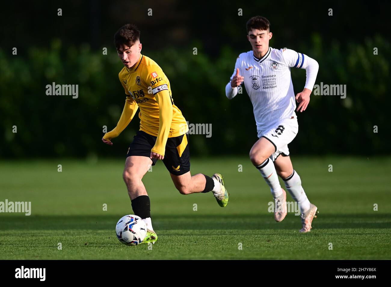 Luke Cundle #10 of Wolverhampton Wanders U23's Stock Photo - Alamy
