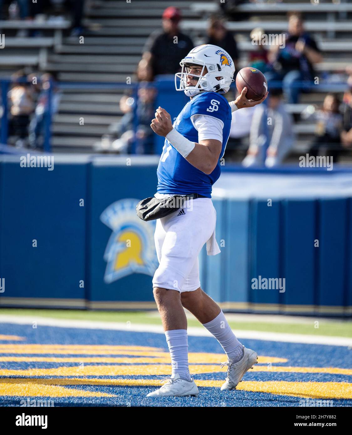 November 25, 2021 San Jose, CA USA San Jose State quarterback Nick ...