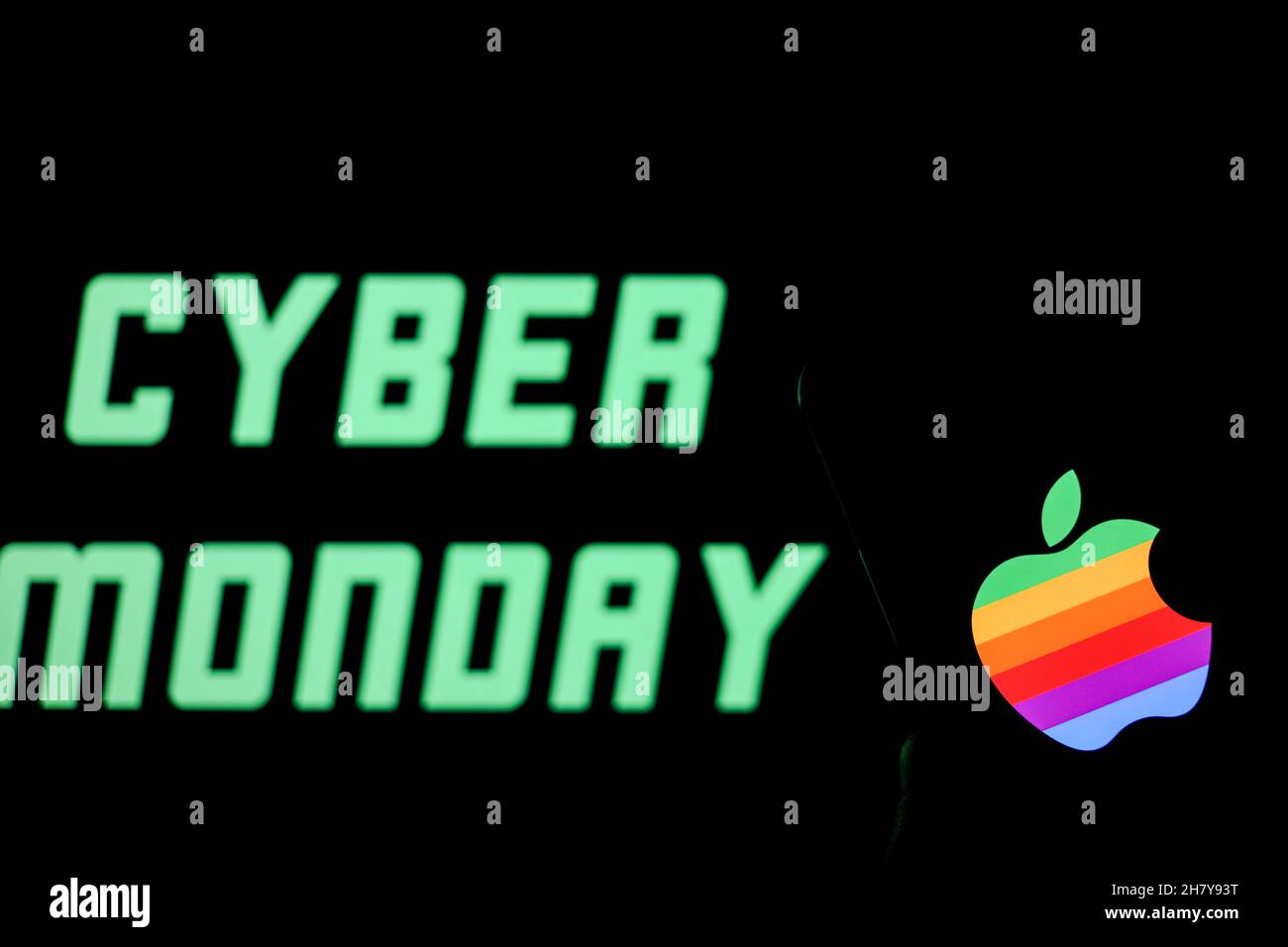 Apple logo seen displayed on a smartphone Stock Photo - Alamy
