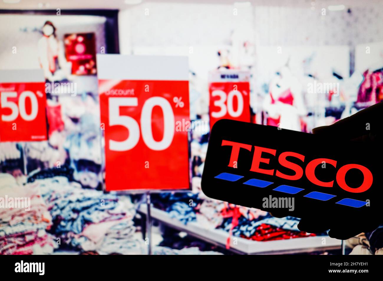 Tesco mobile logo hi-res stock photography and images - Alamy